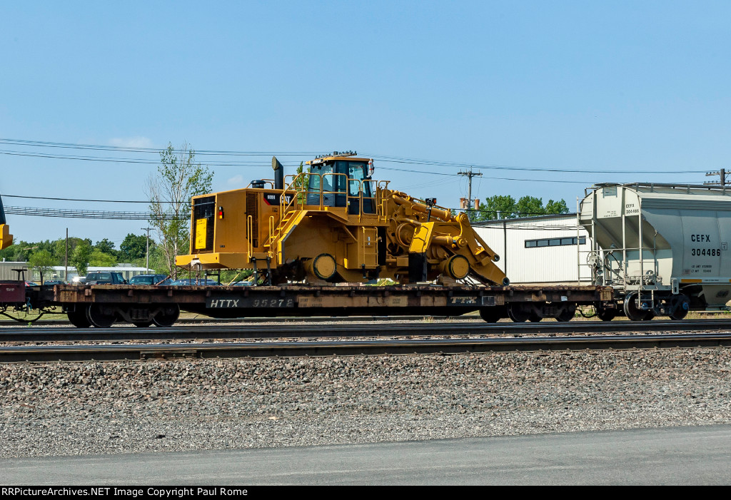 HTTX 95272, 60-ft Flat Car with CAT 988H Loader on the BNSF at Eola Yard